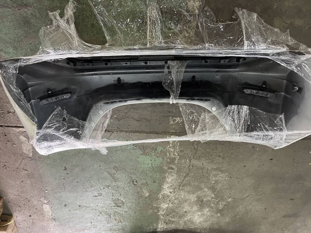 Yahoo!オークション - 日産リーフ リアバンパー パール QAB ZE1 40kW ...