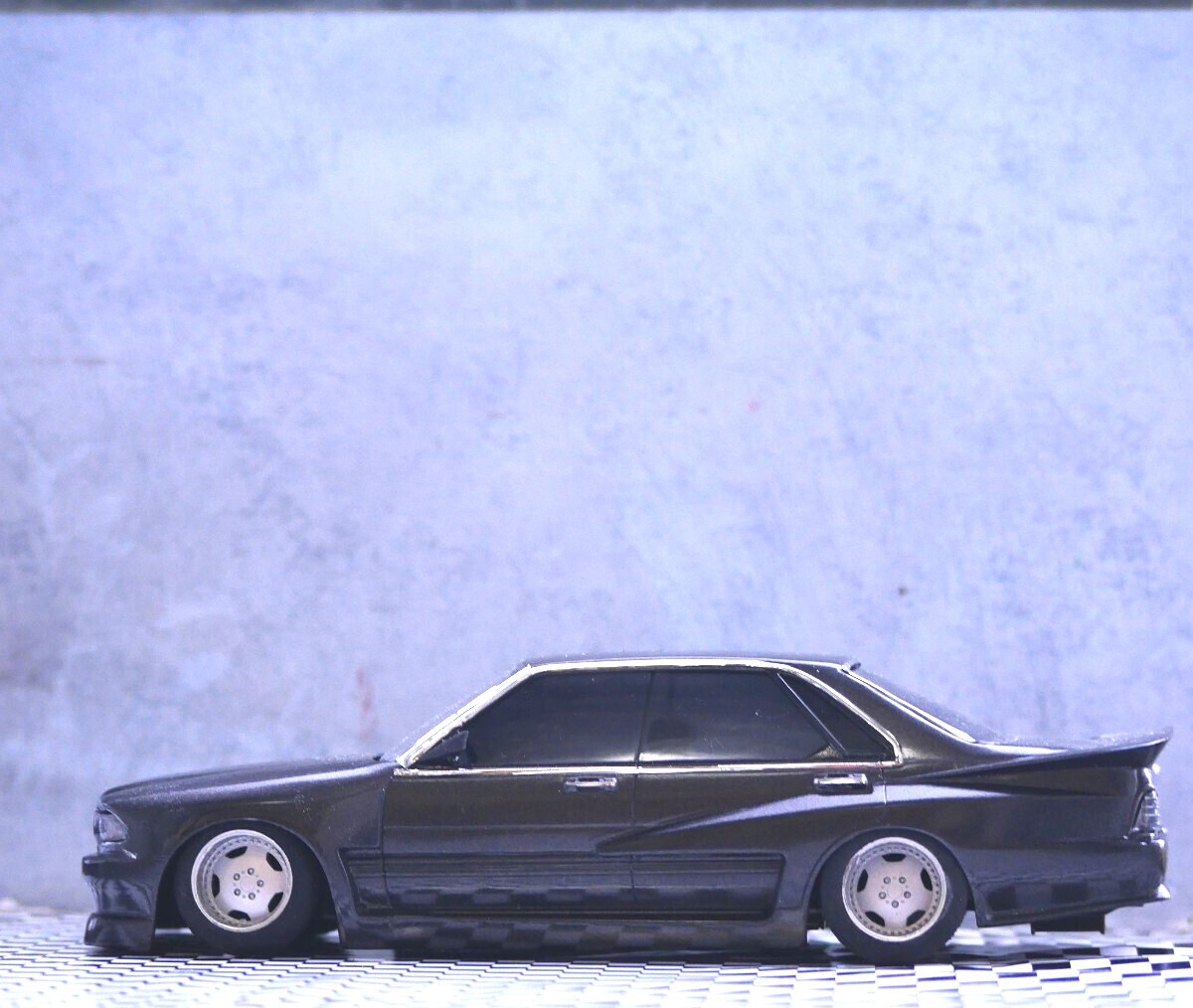 Yahoo!オークション - 送料込み アオシマ ニッサン グロリア Y31 1/24 ...