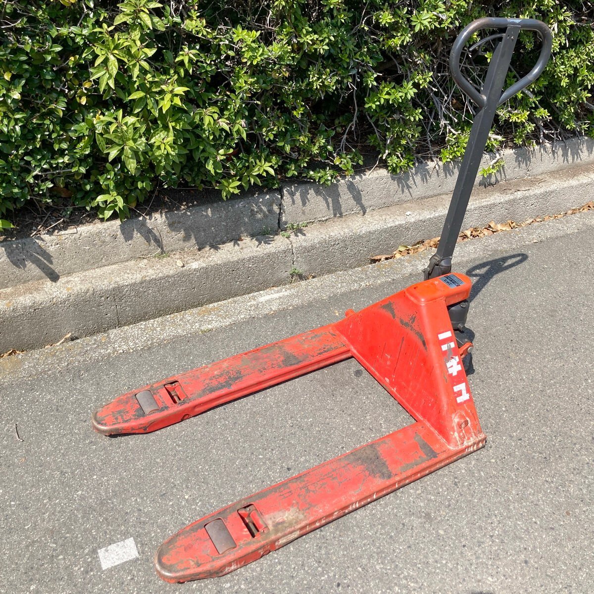 Yahoo!オークション - 芦睦a894 ニチユ ハンドパレット パレットトラッ...