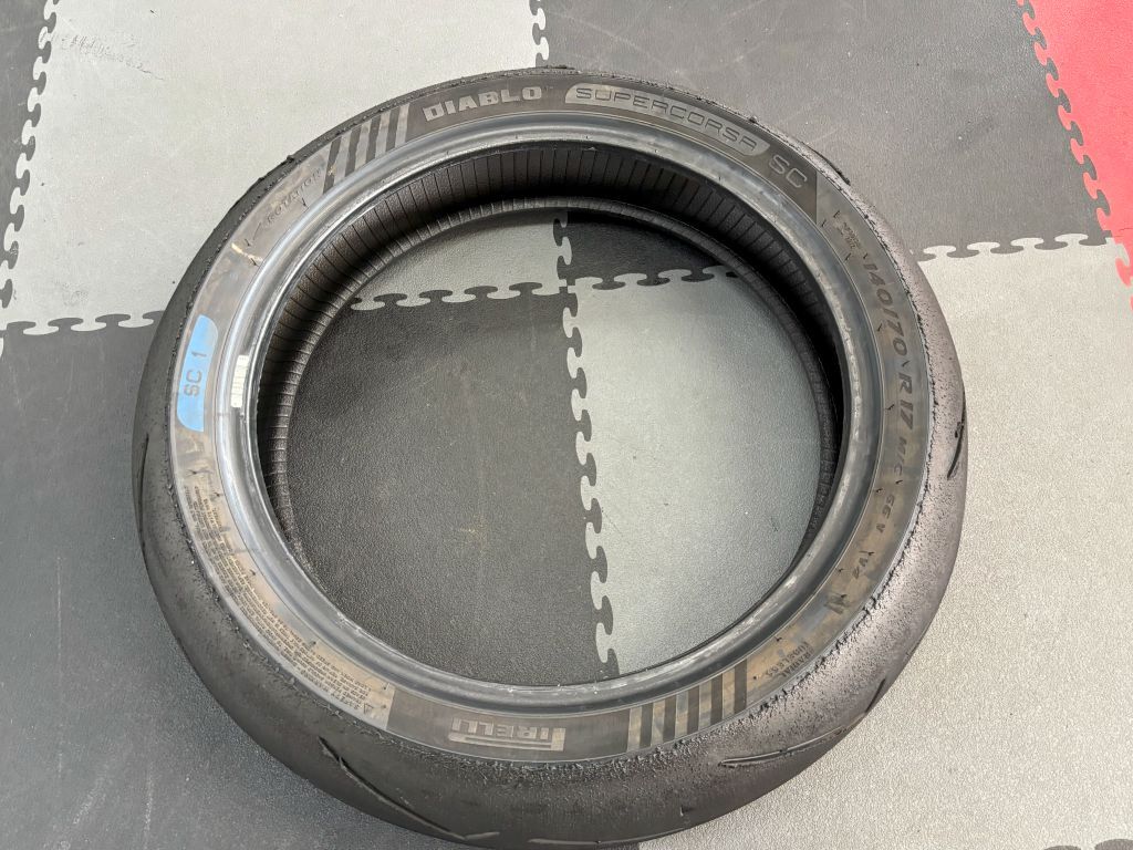 Yahoo!オークション - DIABLO SUPERCORSA SC V4【140/70 ZR17 M/C 66V ...