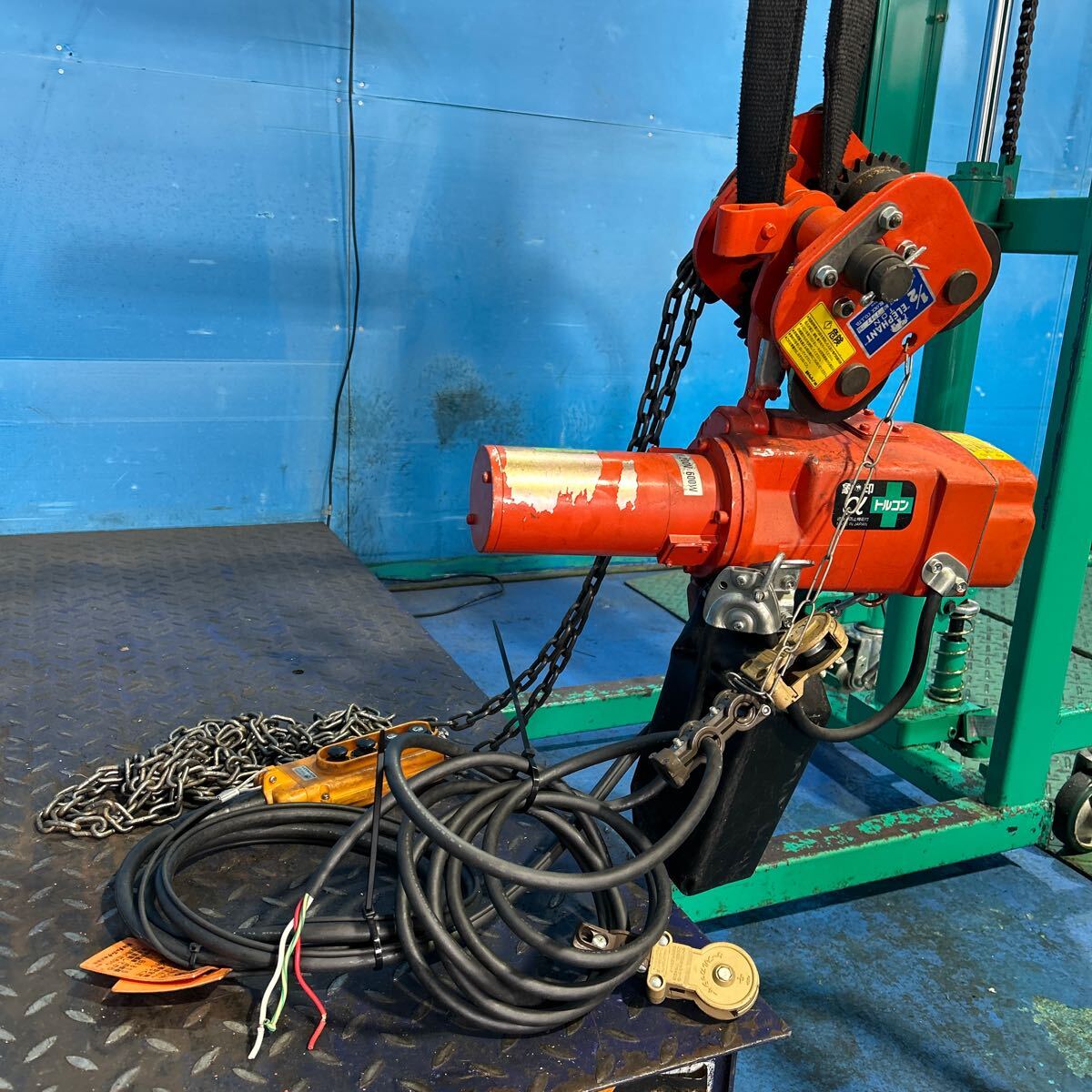 Yahoo!オークション - T184 ELEPHANT 象印 小型電気チェーンブロック ...