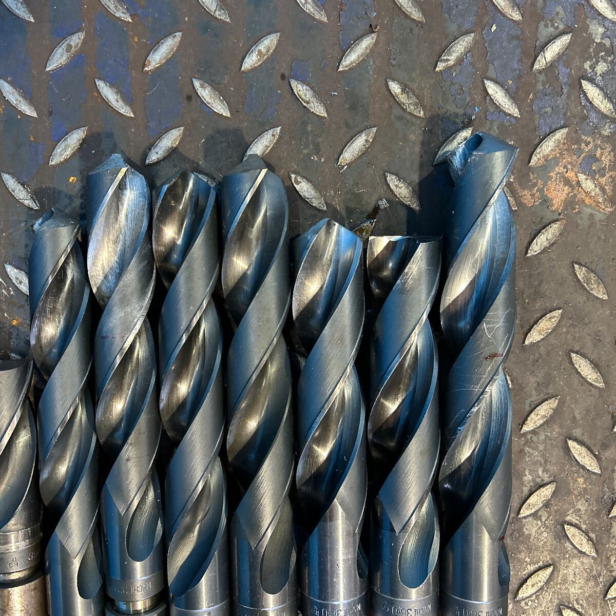 Yahoo!オークション - T388 NACHI 他 テーパーシャンクドリル 【無選別...