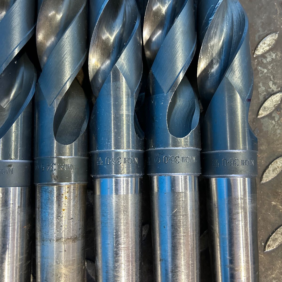 Yahoo!オークション - T388 NACHI 他 テーパーシャンクドリル 【無選別...