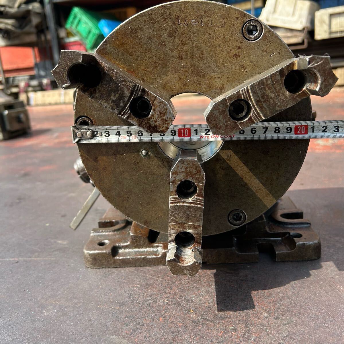 Yahoo!オークション - T448 手動割り出し盤 三つ爪スクロールチャック...