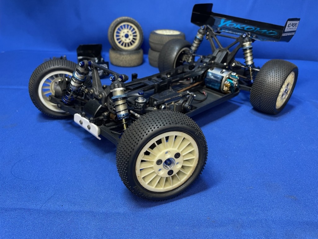 Yahoo!オークション - ヨコモ/YOKOMO MR-4 BC