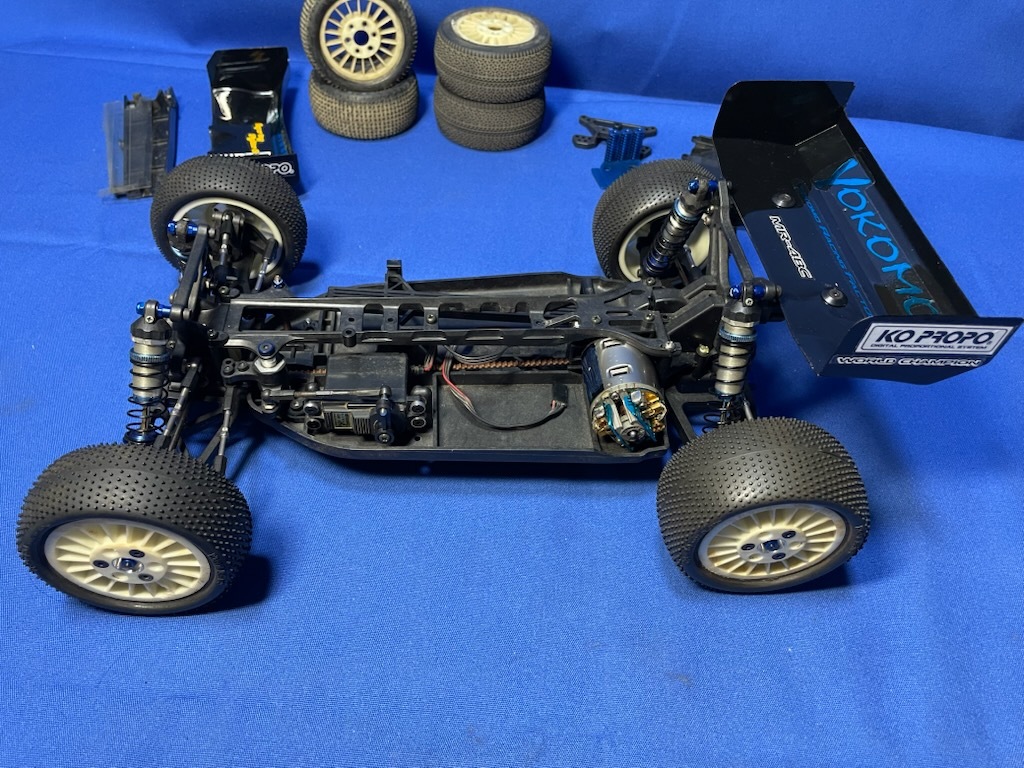 Yahoo!オークション - ヨコモ/YOKOMO MR-4 BC