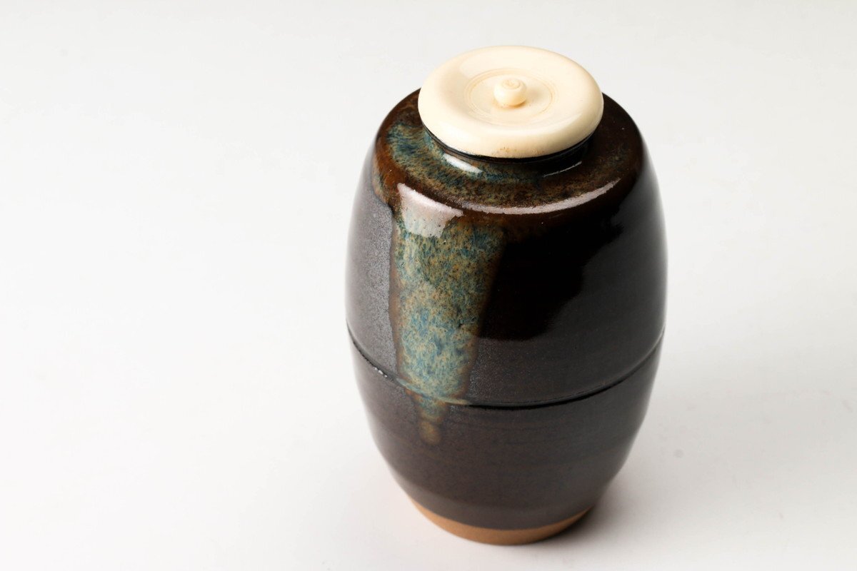SAG】万代喜山 肩衝茶入 共箱 仕覆(日野間道) 茶道具 本物保証 SAG】万代喜山 肩衝茶入 共箱 仕覆(日野間道) 茶道具 本物保証