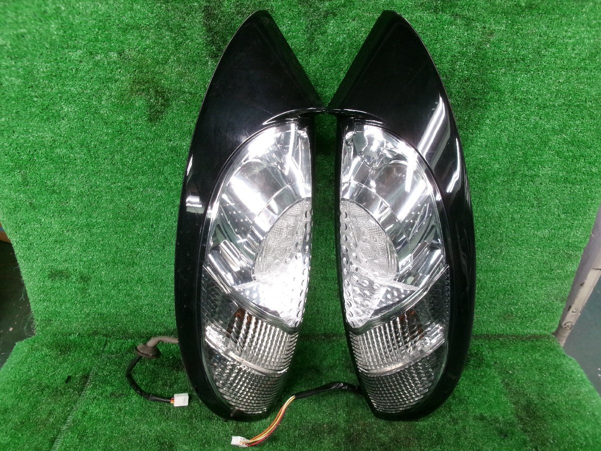 Yahoo!オークション - 336468 ZAA-HA3W/アイミーブ【純正】左右テール...