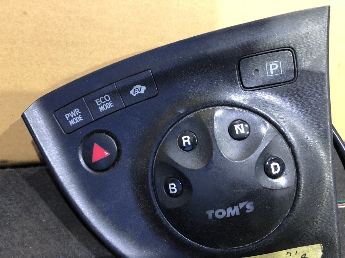 Yahoo!オークション - プリウス ZVW30 TOM`S シフトスイッチ プッシュ...