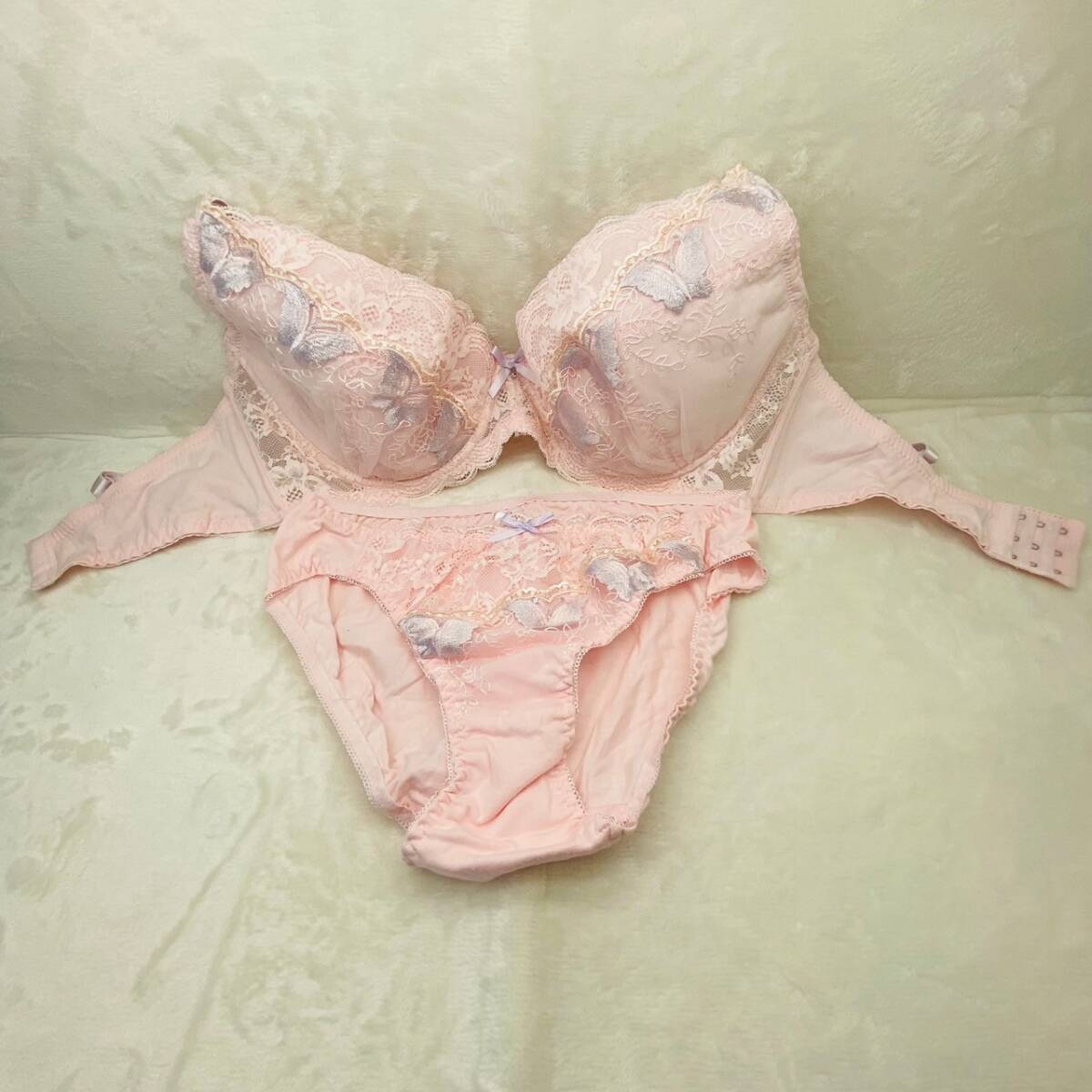 Yahoo!オークション - y490 ブラジャー ショーツ セット H90 3Lサイズ ...