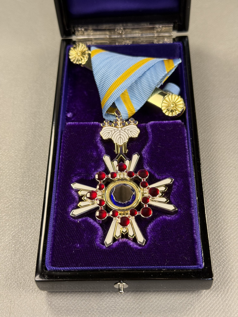 偲】瑞宝双光章 瑞賓雙光章 共箱 付き 勲章 徽章 r-272(勲章 偲】瑞宝双光章 瑞賓雙光章 共箱 付き 勲章 徽章 r-272(勲章