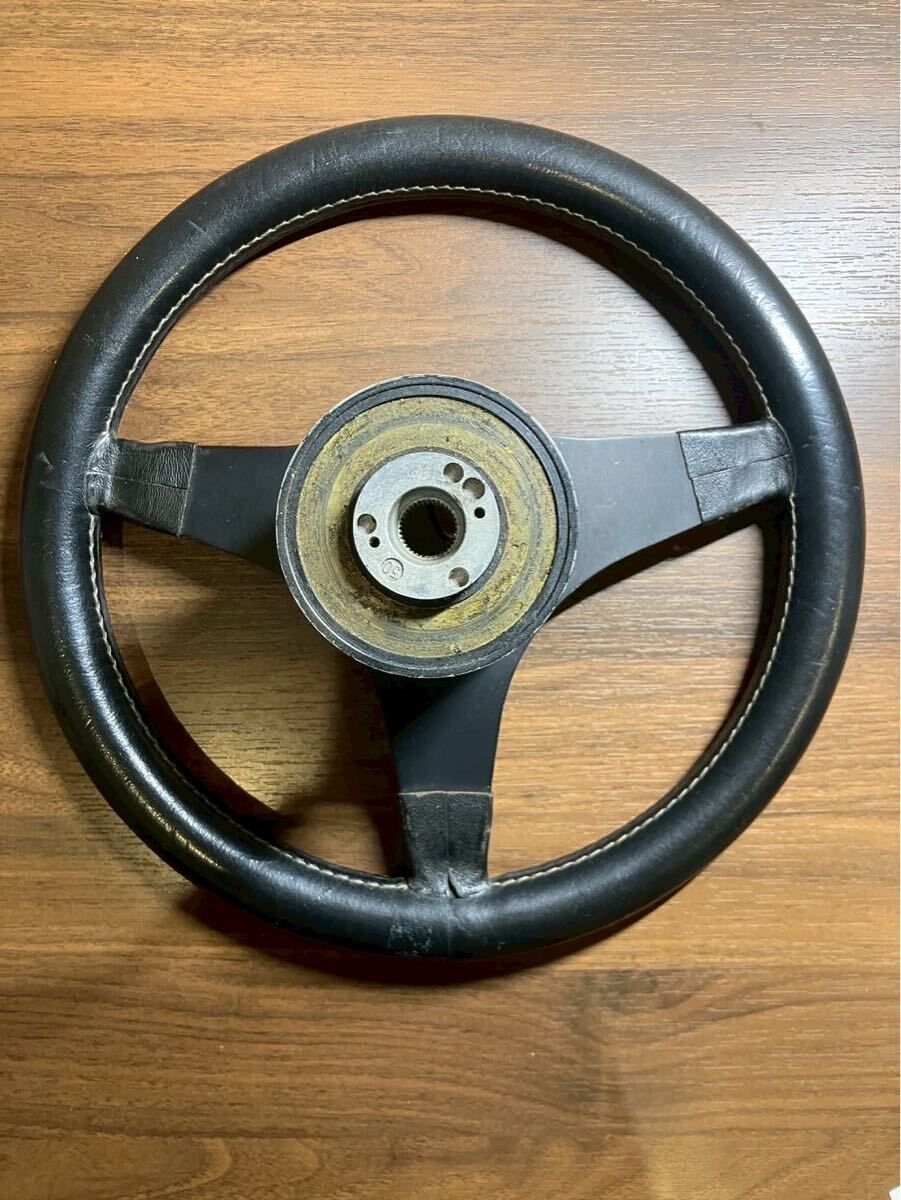 B/203 ABARTH アバルト ステアリング 32cm(ステアリング)｜売買されたオークション情報、yahooの商品情報をアーカイブ公開 - オークファン（aucfan.com）