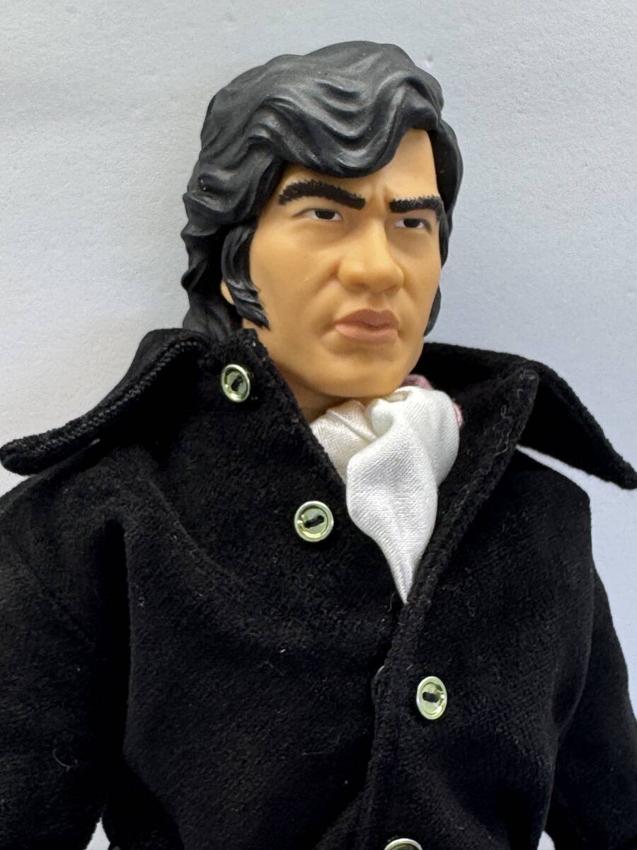 Yahoo!オークション - RAH 1/6 メディコムトイ 本郷猛Var.2 仮面ライダ...