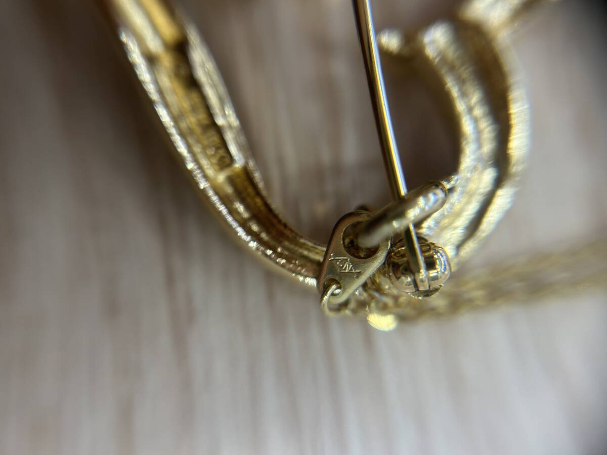 Yahoo!オークション - 2918 ニナリッチ NINA RICCI ハートブローチ ネ...