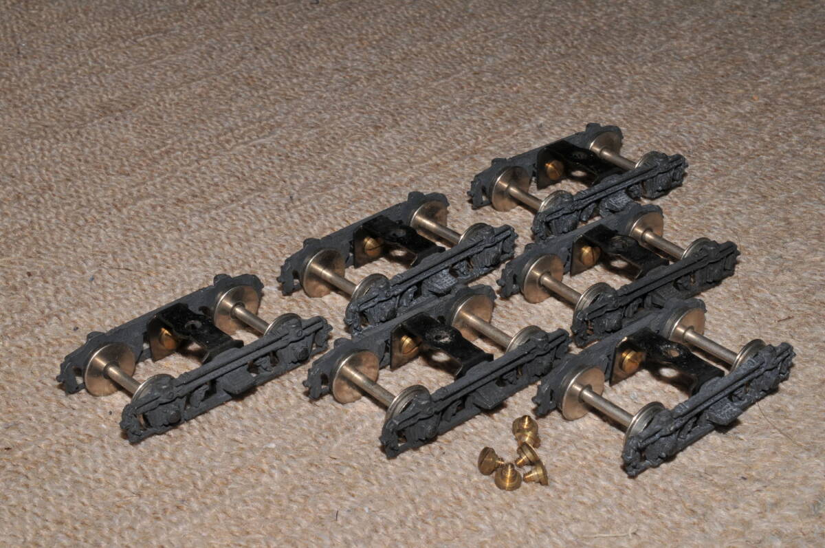 Yahoo!オークション - HOゲージ用 小高模型製DT13型台3両分 中古...