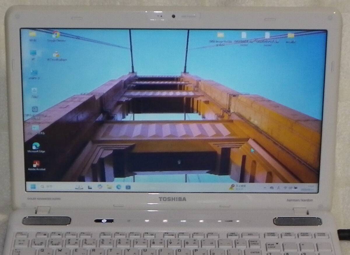 Yahoo!オークション - D187東芝 dynabook T551/58BW i7-2630QM SSHD 6G...