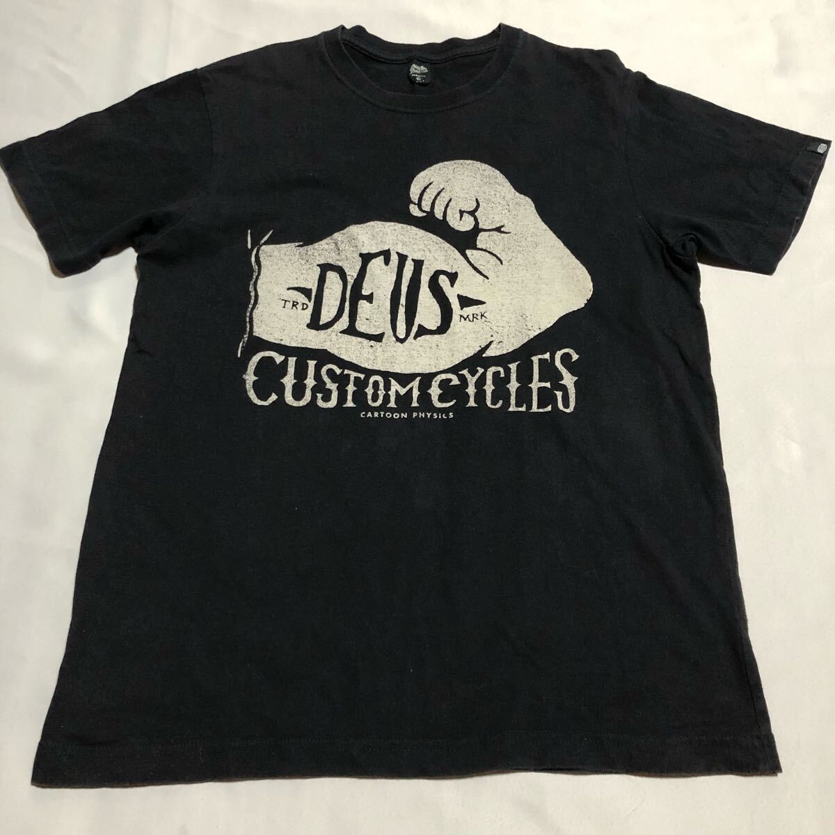 Yahoo!オークション - DEUS EX MACHINA デウス Tシャツ L
