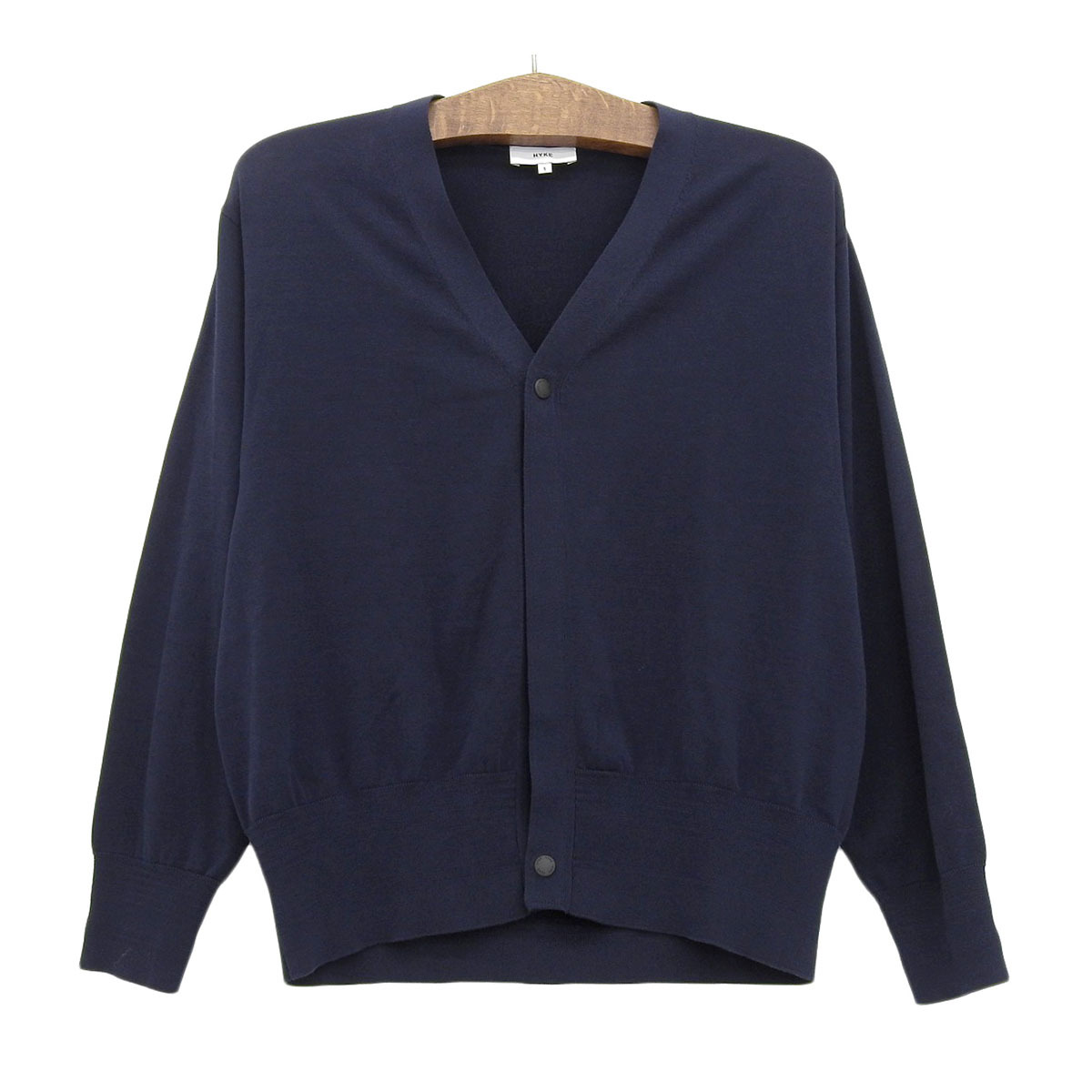 Yahoo!オークション - ハイク HYKE Vネック カーディガン レディース ...