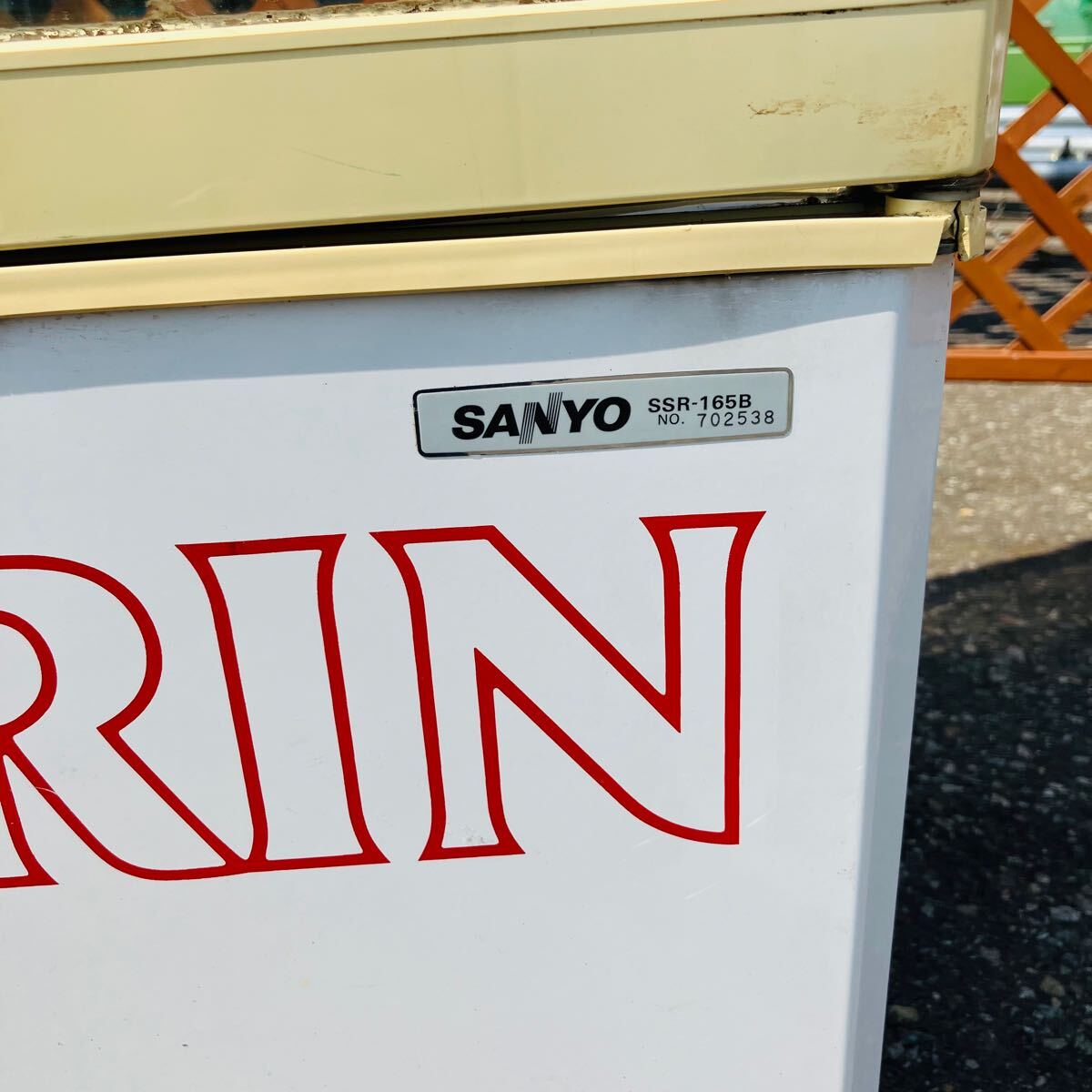 Yahoo!オークション - SANYO サンヨー冷凍ショーケース SSR-165B 93L ...