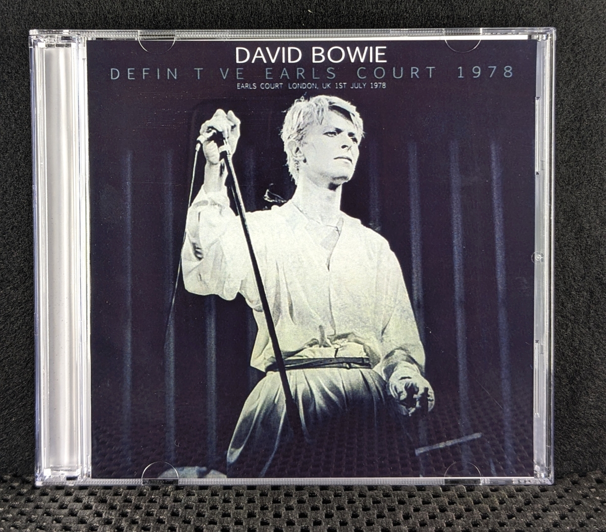 Yahoo!オークション - デヴィッド・ボウイ - Definitive Earls Court 1...