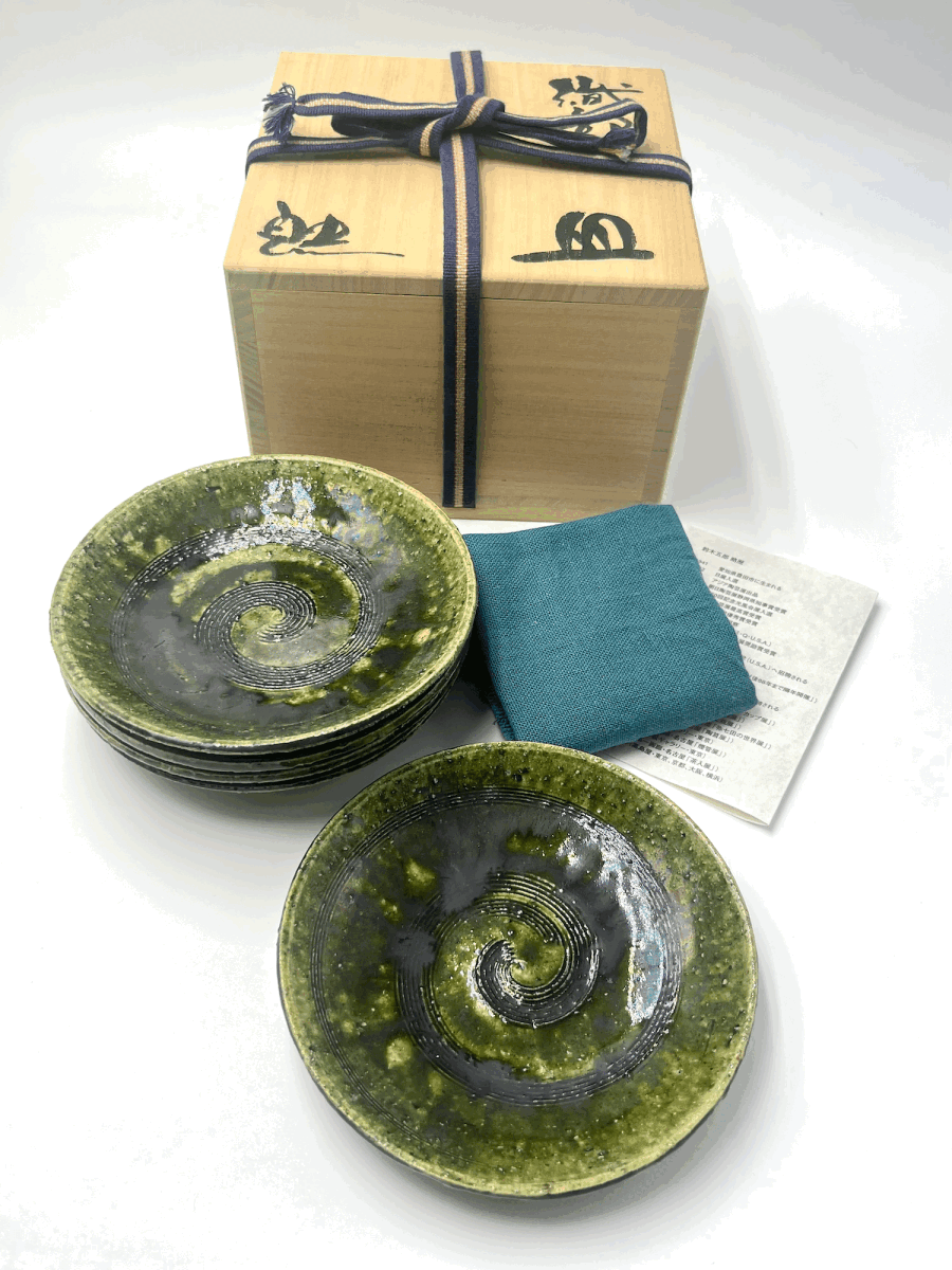 Yahoo!オークション - 鈴木五郎 織部皿 5枚 共箱 栞 布 本物保証 おり...