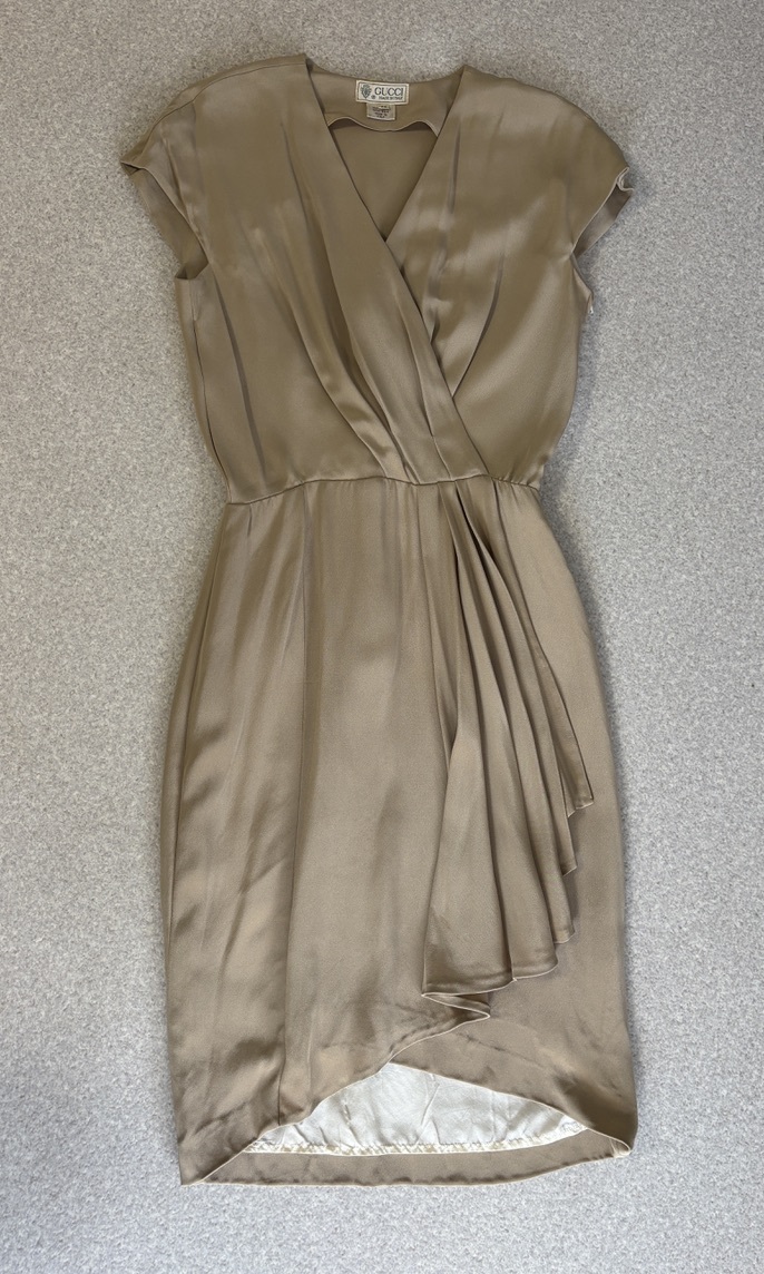 Yahoo!オークション - S257/グッチ《42》絹シルク100ベージュ.フレンチ...