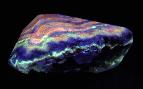 Yahoo!オークション - 鉱物標本 蛋白石 蛍光オパール北海道産 274g（G1...