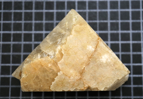 Yahoo!オークション - 鉱物標本 蛋白石 蛍光オパール北海道産 244g（G1...