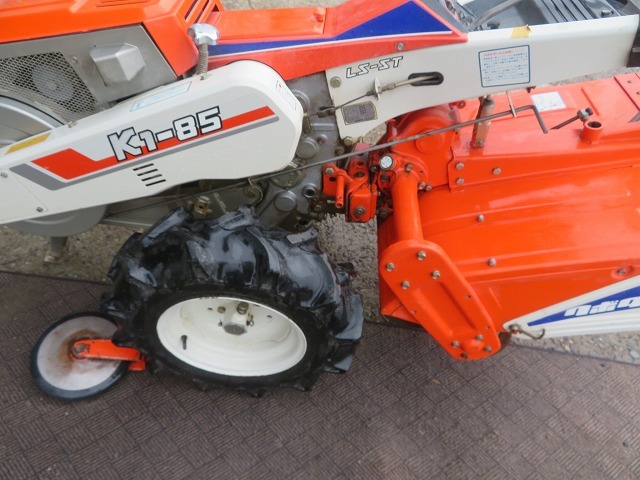 Yahoo!オークション - KS KUBOTA クボタ K1-85 EA11-KB 小型特殊自動車...