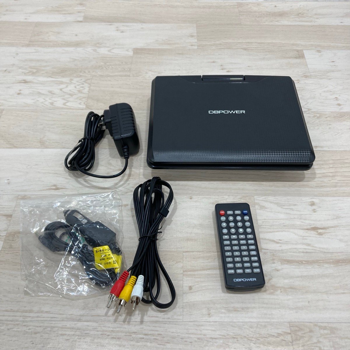 Yahoo!オークション - DBPOWER ポータブルDVDプレーヤー CHY-7[C9907]