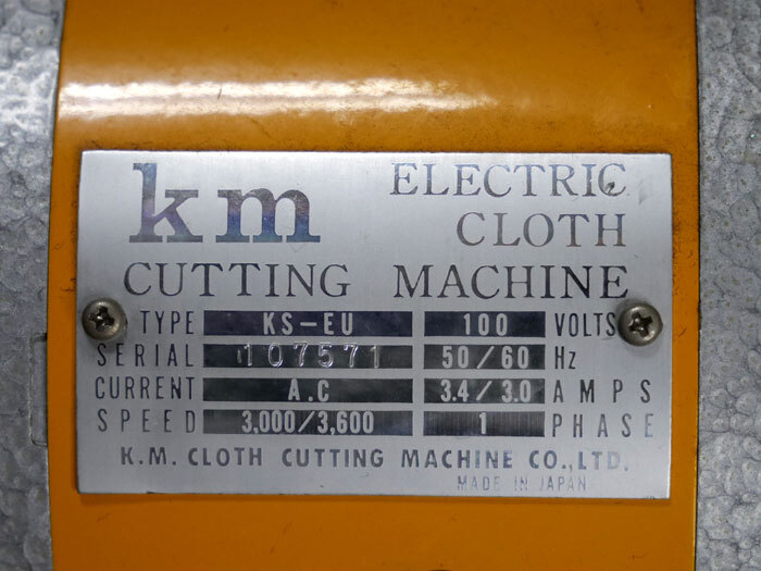 Yahoo!オークション - 【使用頻度少なめ】km ケーエム裁断機 KS-EU 布...