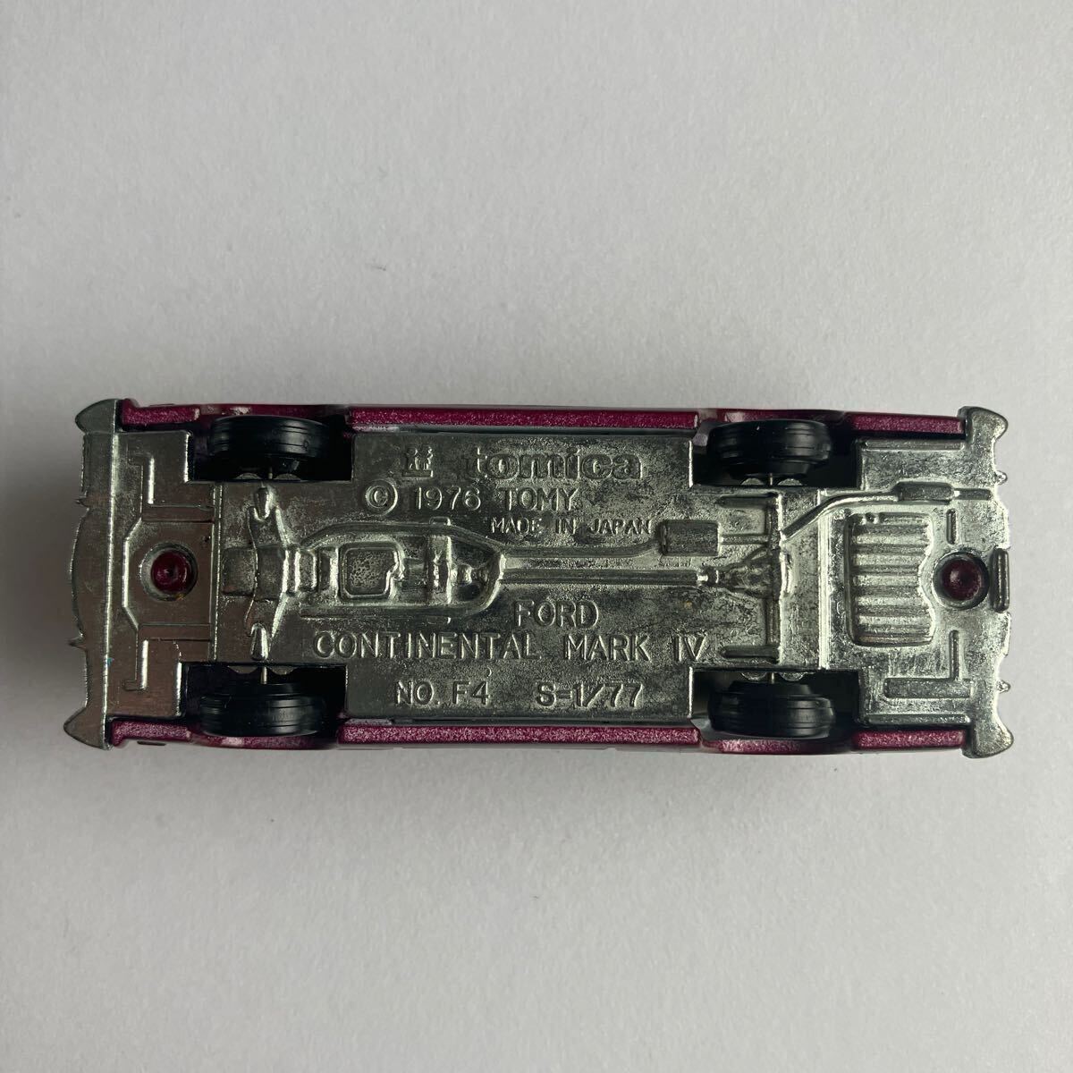 Yahoo!オークション - 絶版》トミカ No.F4【1976年/日本製】フォード ...