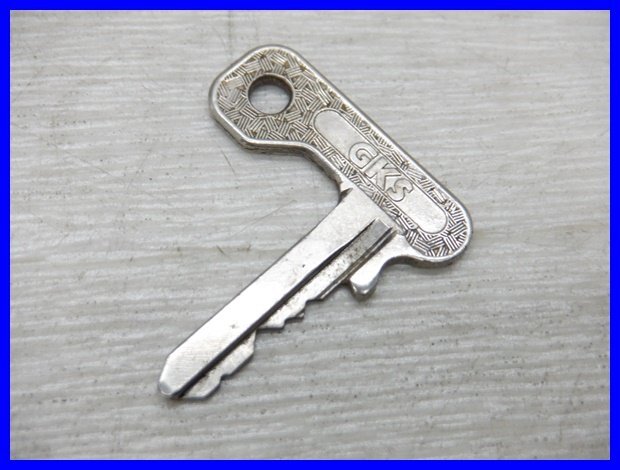 Yahoo!オークション - a590 GSX1100Sカタナ GS110X ハンドルロック キ...