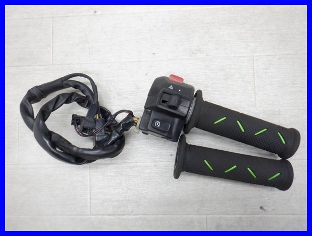 Yahoo!オークション - K693 バンディット1200S GV77A 右スイッチ アク...