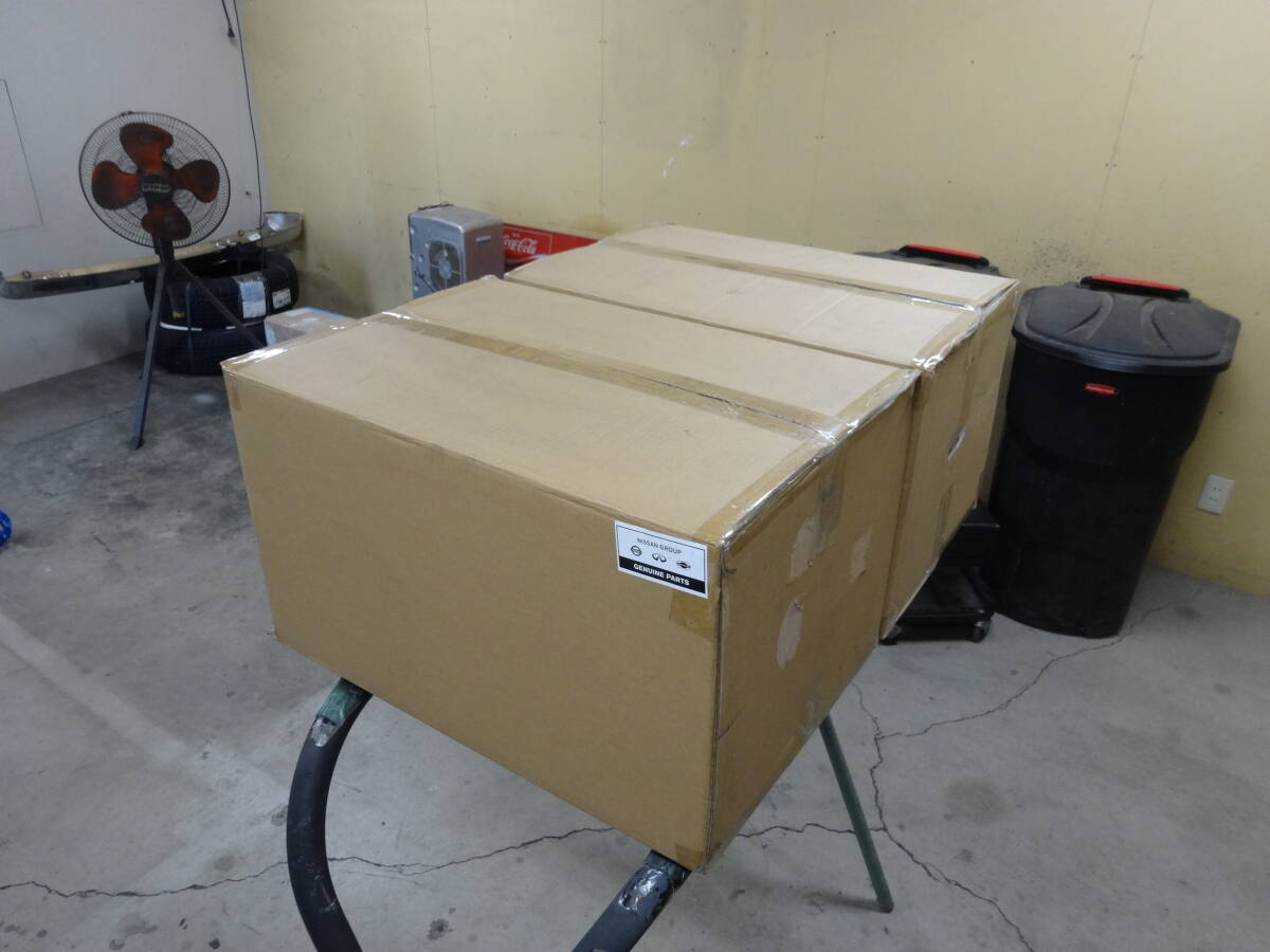 Yahoo!オークション - Z12 キューブ US純正 新品未使用 ヘッドライト ...