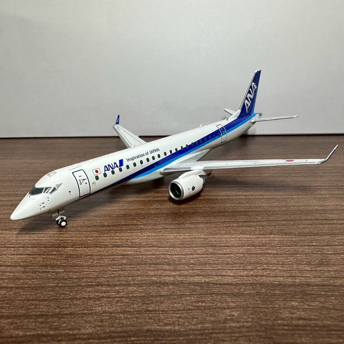 Yahoo!オークション - み-133 ANA MRJ90 RWY34 DISPLAY BASEInspiratio...