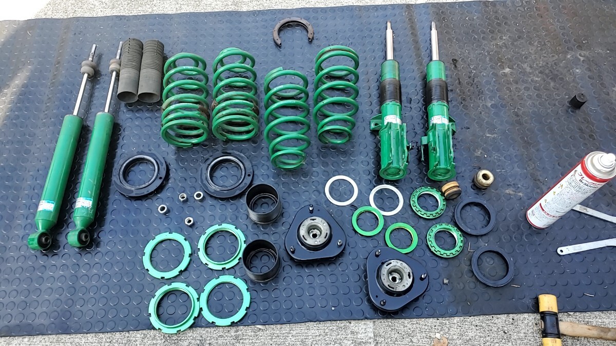 Yahoo!オークション - 固着無し 分解洗浄 TEIN 車高調 acr50 gsr 50 エ...