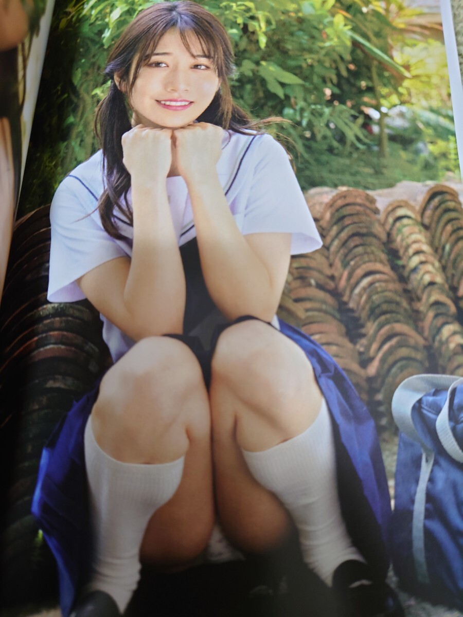 Yahoo!オークション - 河北彩花 写真集 SAIKA ペーパーバック