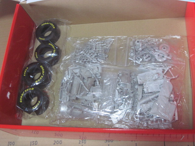 Yahoo!オークション - MFH K852 1/12 412T2 フェラーリF1 その2 1995 R...