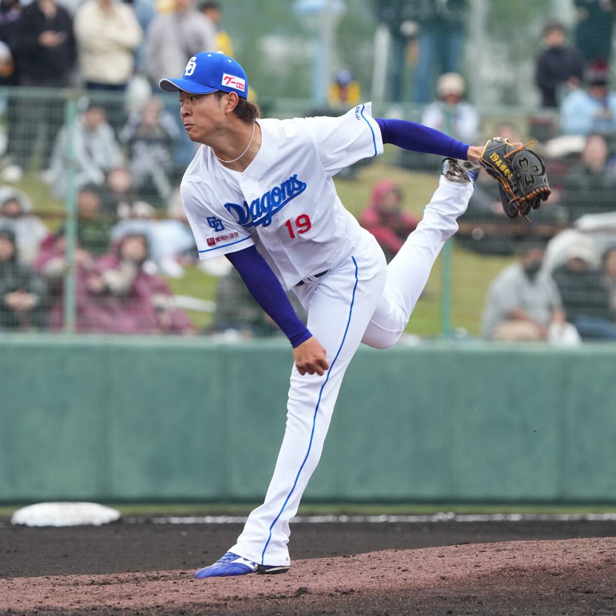野球振興チャリティー】中日ドラゴンズ #19 髙橋宏斗投手 直筆 野球振興チャリティー】中日ドラゴンズ #19 髙橋宏斗投手 直筆