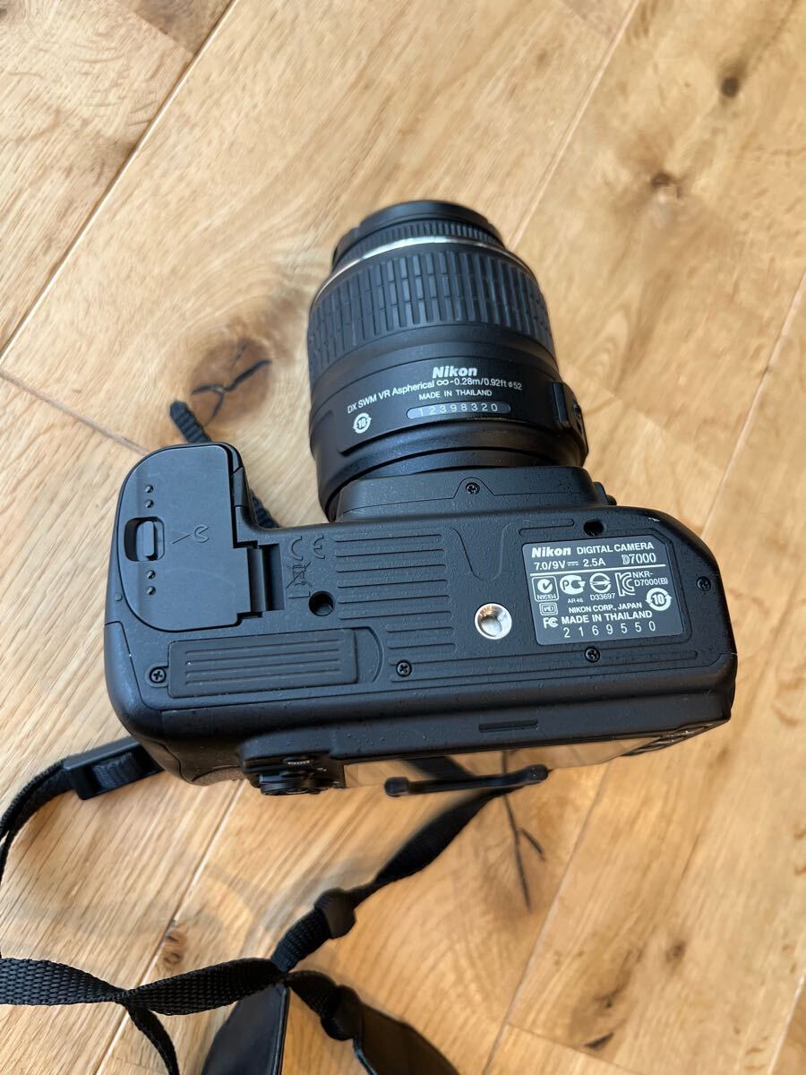 Nikon D7000 デジタル一眼レフカメラ 付属品多数|Yahoo!フリマ Nikon D7000 デジタル一眼レフカメラ 付属品多数|Yahoo!フリマ