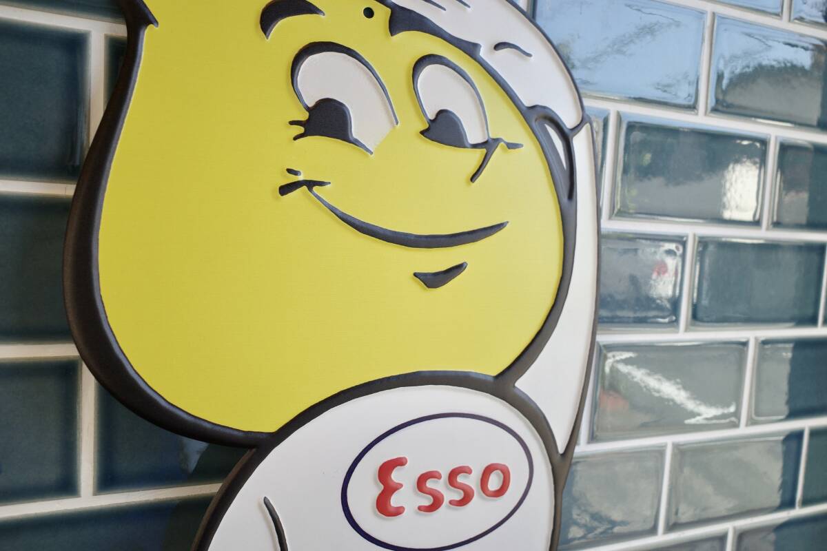 Yahoo!オークション - 新品 ESSO BOY エッソボーイ メタルサイン 看板 ...