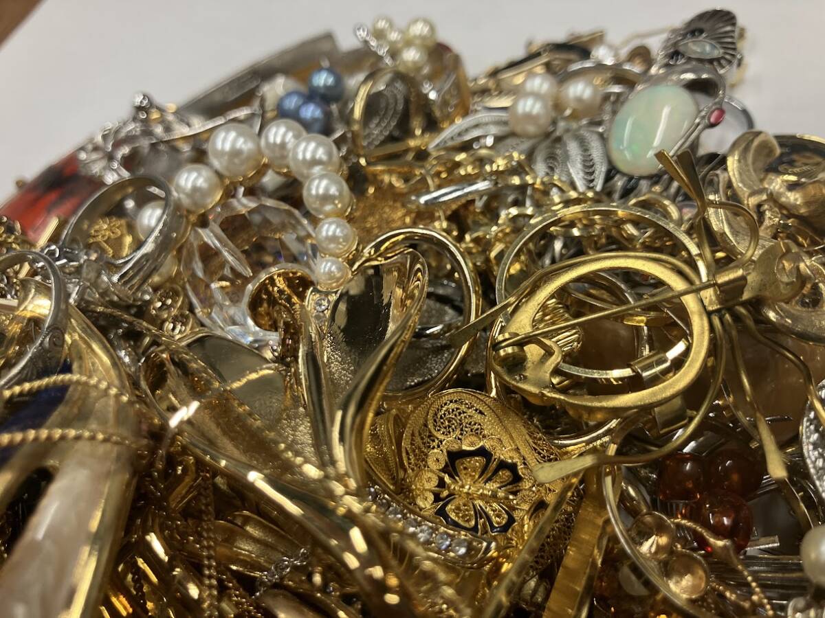 1円~ 総重量2.1kg超 メッキアクセサリーおまとめ リング 1円~ 総重量2.1kg超 メッキアクセサリーおまとめ リング