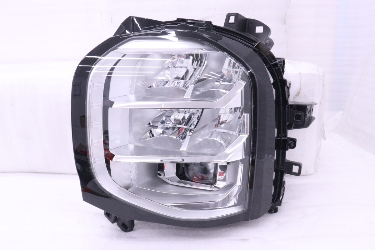 Yahoo!オークション - 53-1922 美品 LED GN0W アウトランダーPHEV 左ヘ...
