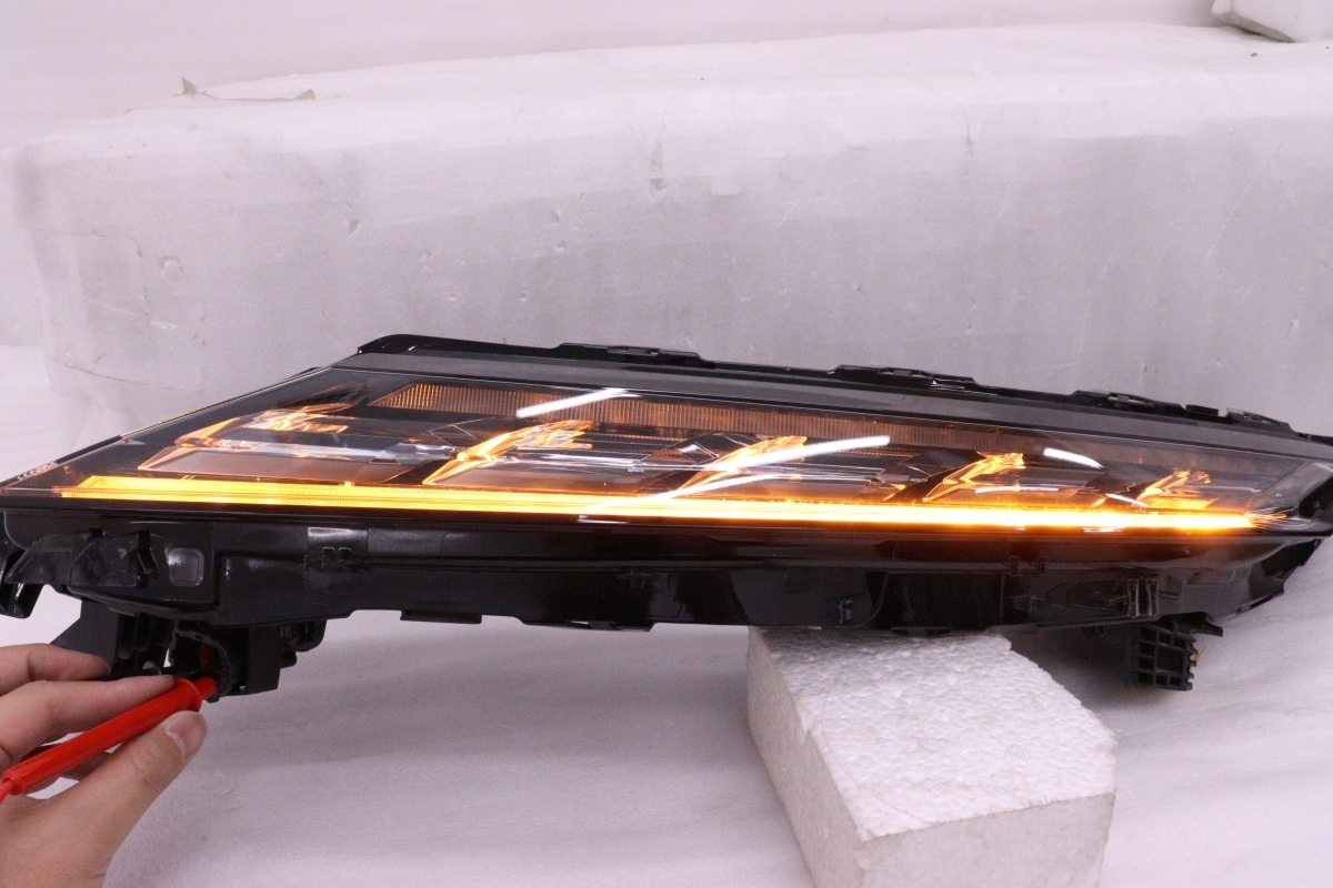 Yahoo!オークション - 53-1932 LED GN0W アウトランダーPHEV 左イルミ...