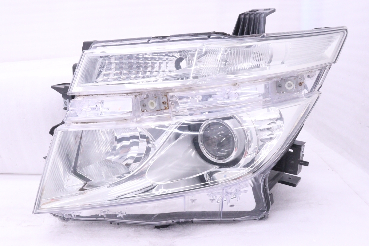 Yahoo!オークション - 54-1613 前期 AFS付 E52 エルグランド 左ヘッド...