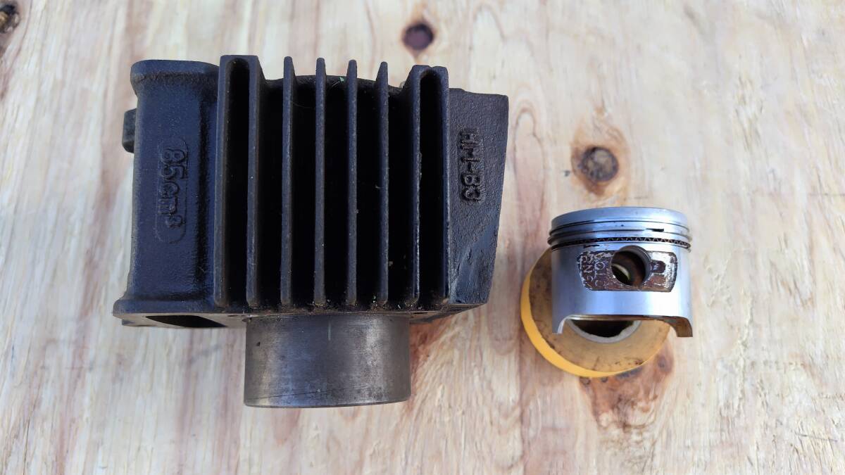 Yahoo!オークション - 12V スーパーカブ90DX 純正 ピストン シリンダー...