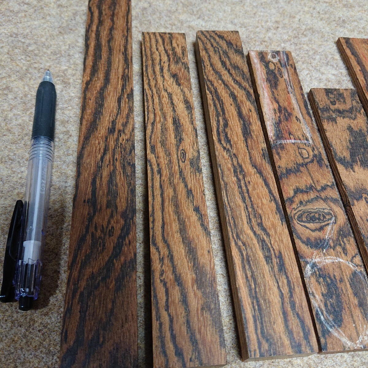 Yahoo!オークション - 希少銘木ボコーテ黄金檀極美杢ブロック8丁口 335...