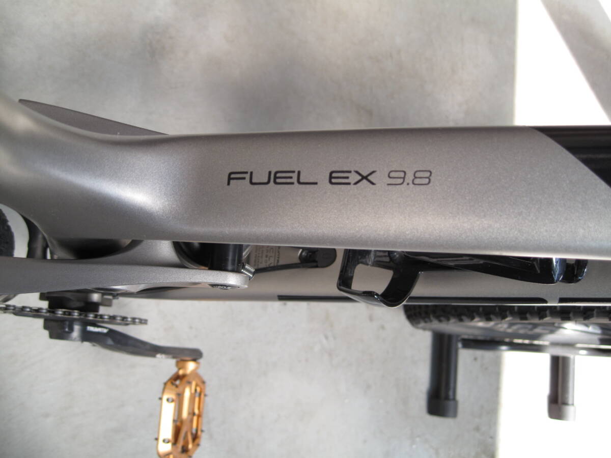 Yahoo!オークション - TREK FUEL EX9.8 2018モデル カーボンフレーム ...