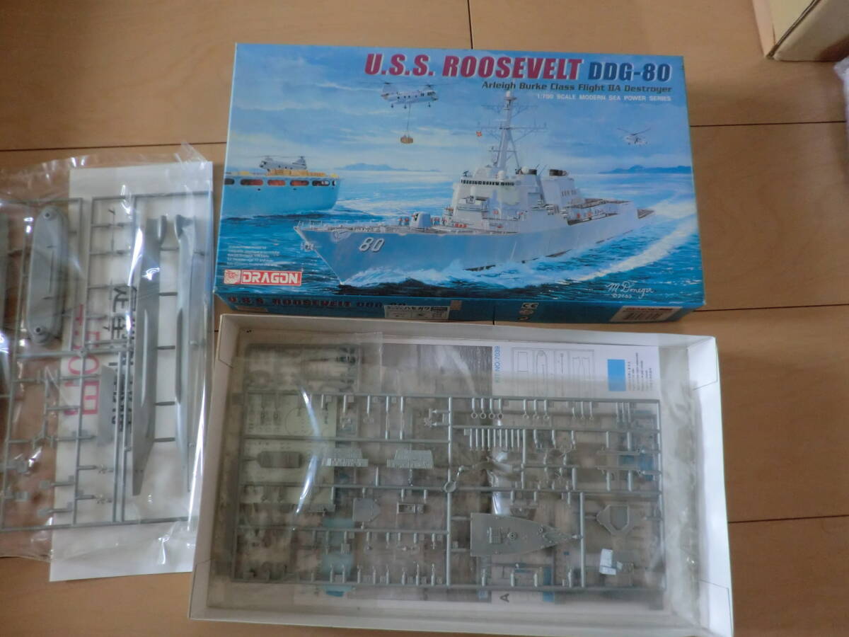 Yahoo!オークション - DRAGON U.S.S ROOSEVELT DDG-80 1/700